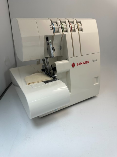 SINGER S010L OVERLOCK SEWING MACHINE - for sale online | eBay