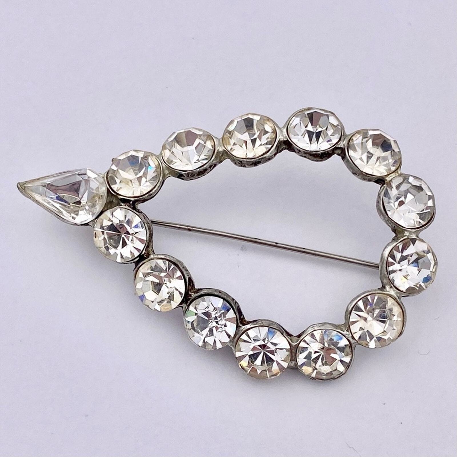 Mid Century Vintage Rhinestone Pear Shaped Brooch - Gem