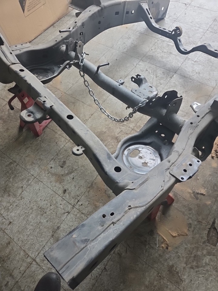 TOYOTA 4RUNNER V6 4X4 SHORT REAR FRAME SECTION CUT To Your Needs v8 | eBay