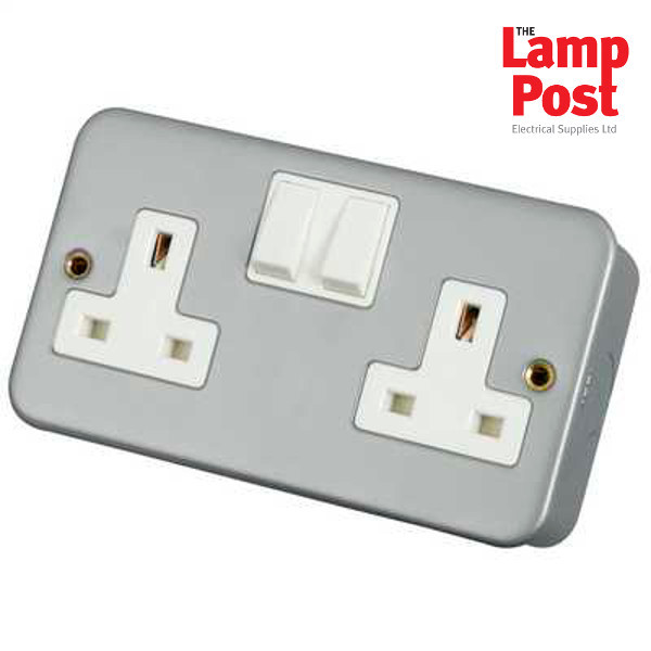 Metal Clad Twin Double Plug Socket 2 Gang 2G 13 Amp Outlet & Back Box ...