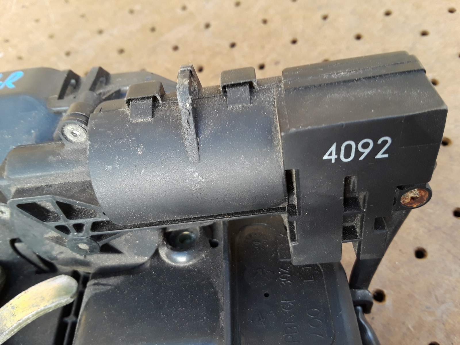 2003 - 2009 MERCEDES E350 W211 REAR LEFT DOOR LOCK LATCH ACTUATOR WITH ...