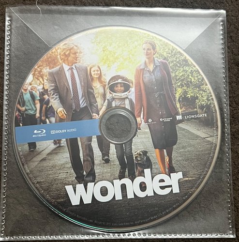 NEW WONDER (2017) - Blu-ray disc only in clear plastic envelope / no ...
