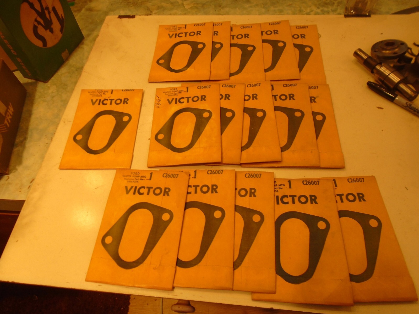 1 lot 1958-64 Ford Engine Water Pump Gaskets VICTOR c26007 16 each | eBay