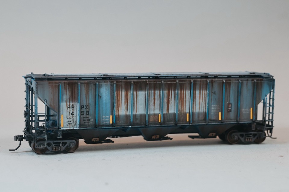 CDH HO Scale Custom Weathered Lot Proto 2K PSPX 3 Bay Covered Hopper ...