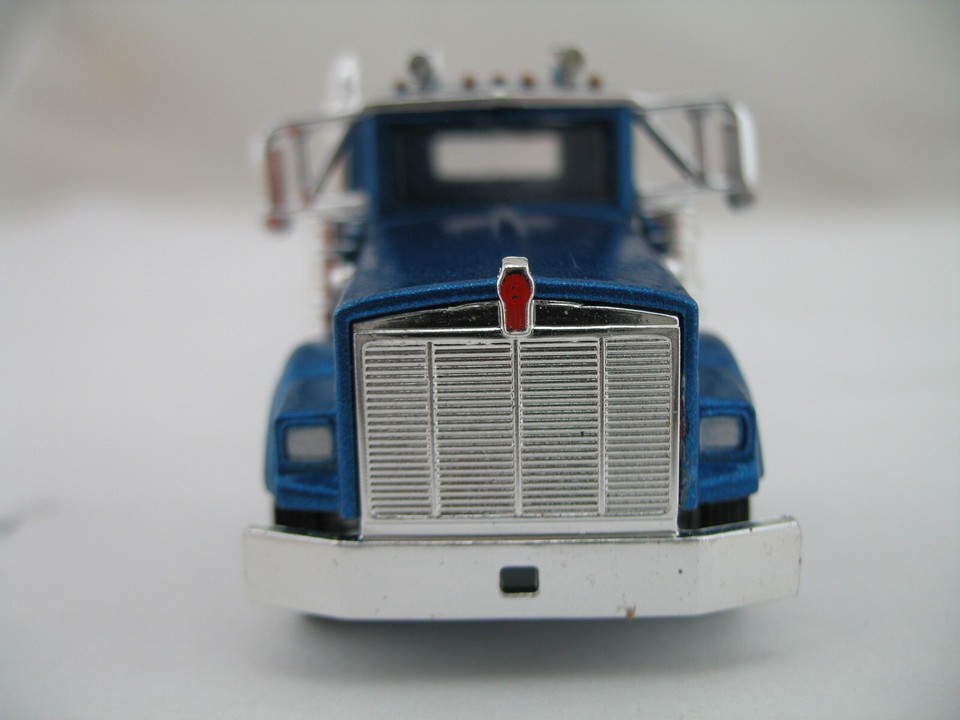 Trucks N’ Stuff HO Model SPT3274: Kenworth T800 w/ Lowboy, Western ...