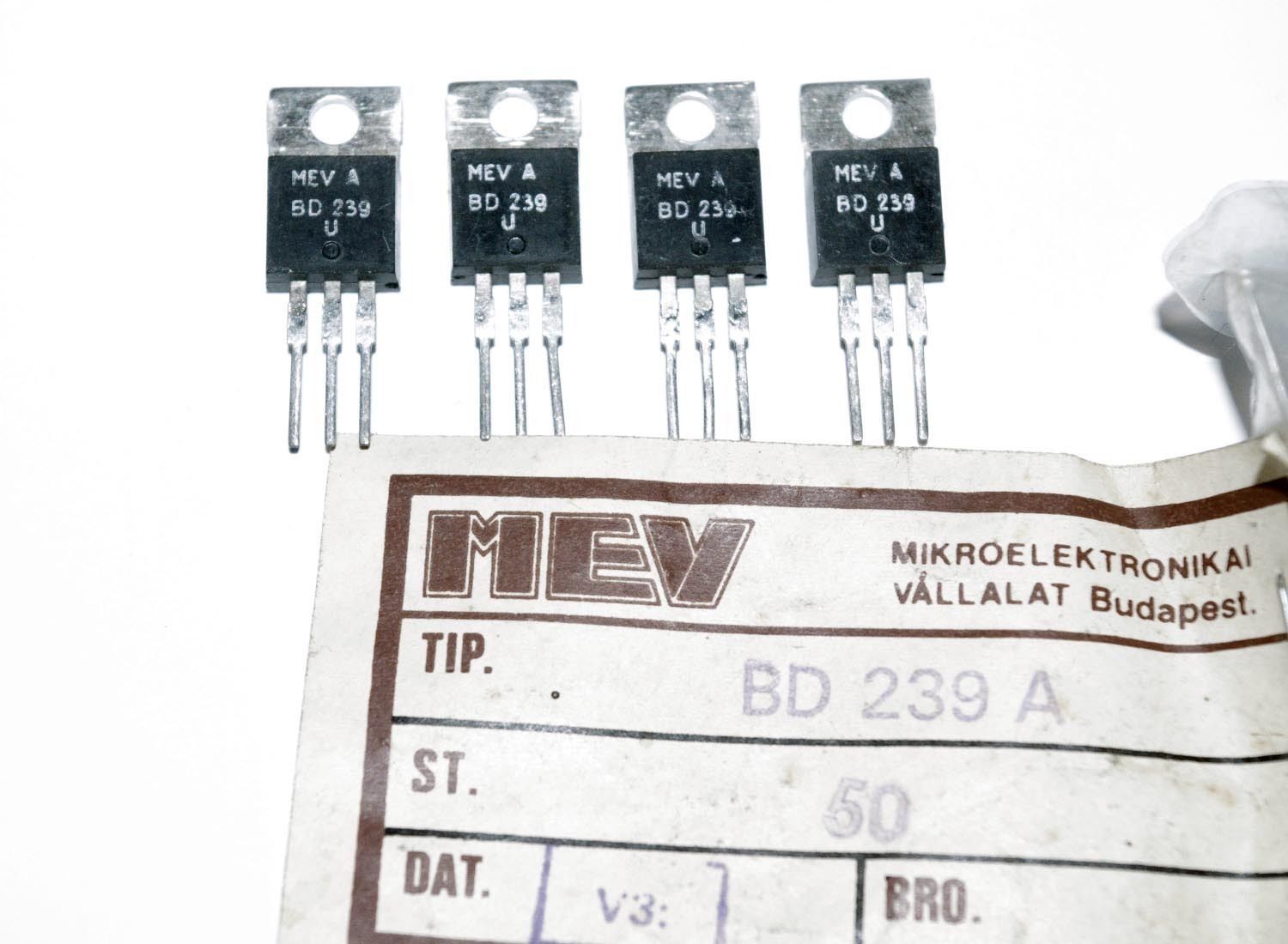 BD239A MEV 60V 2A 30W Si Silicon NPN Transistors BD239 TO220 NEW, 10pcs ...