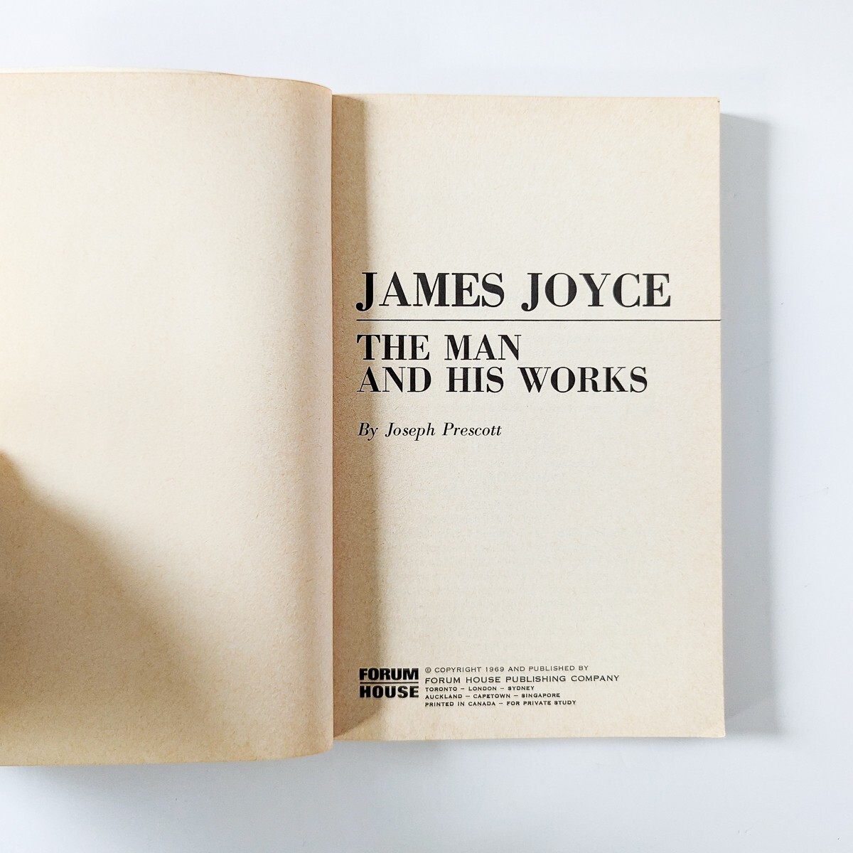 JAMES JOYCE : THE MAN & HIS WORKS by Joseph Prescott, 1969 Forum House ...