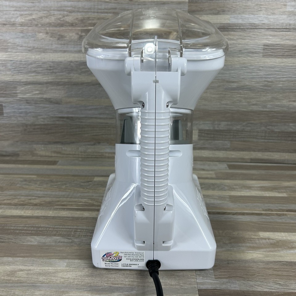 Little Snowie 2 Home Ice Shaver Snow Cone Machine Working Great ...