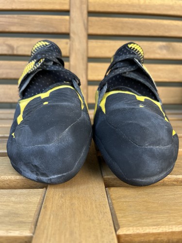 La Sportiva Solution Comp Men's Climbing Shoes Black/Yellow, Size M42 ...