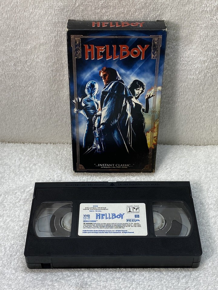 Hellboy (VHS, 2004). Ron Perlman 43396013155 | eBay