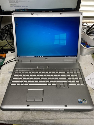 Dell Inspiron 1720 Core 2 Duo T7250 @ 2.0GHz 240 SSD HD RAM 3GB Memory ...