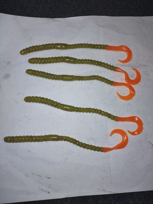 Soft Plastics - Fishing Worms