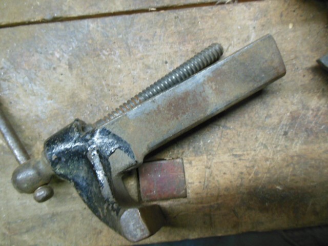 vintage small table vise 2" w/anvil and horn pat June 2, 1891 old shop ...