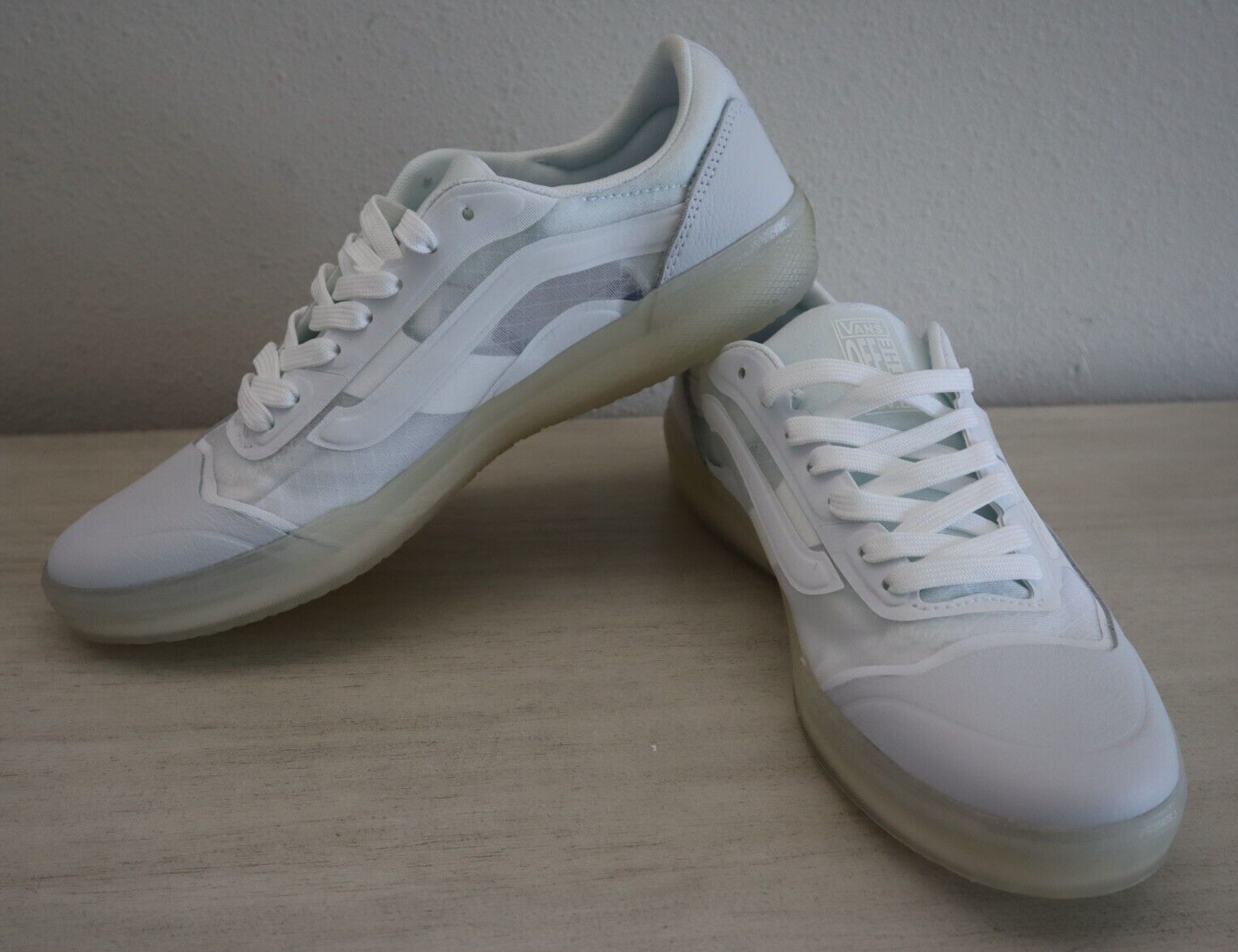 Vans 721356 Men 9.5 Women 11 White EVDNT UltimateWaffle Skateboarding ...