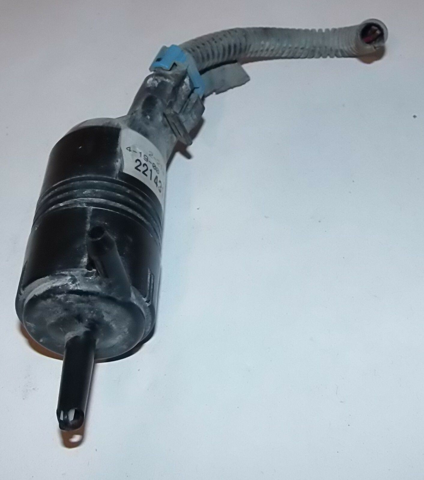 2000 GMC Yukon XL 5.3L 4WD Front Windshield Washer Fluid Pump 22143196 ...