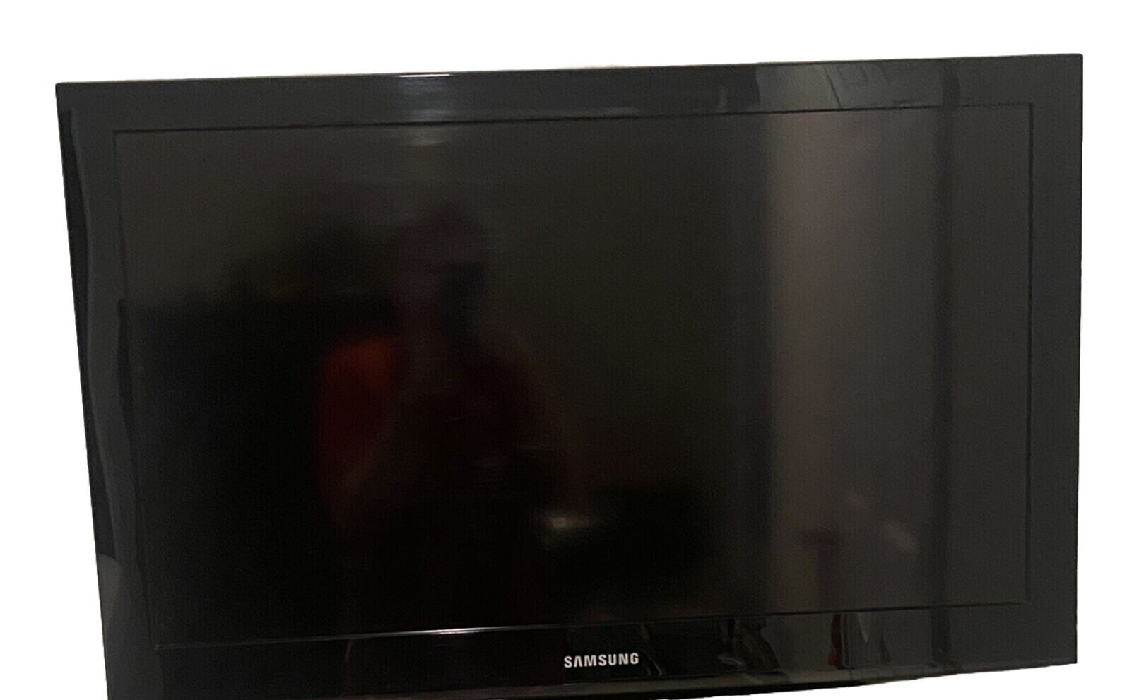Samsung LN32C350D1D, 32” / 720p / 60Hz / LCD TV with remote without ...