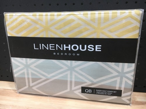 LINEHOUSE BEDROOM QUEEN BED 1 QUILT COVER, 2 PILLOWCASES - RRP: $219.95 ...