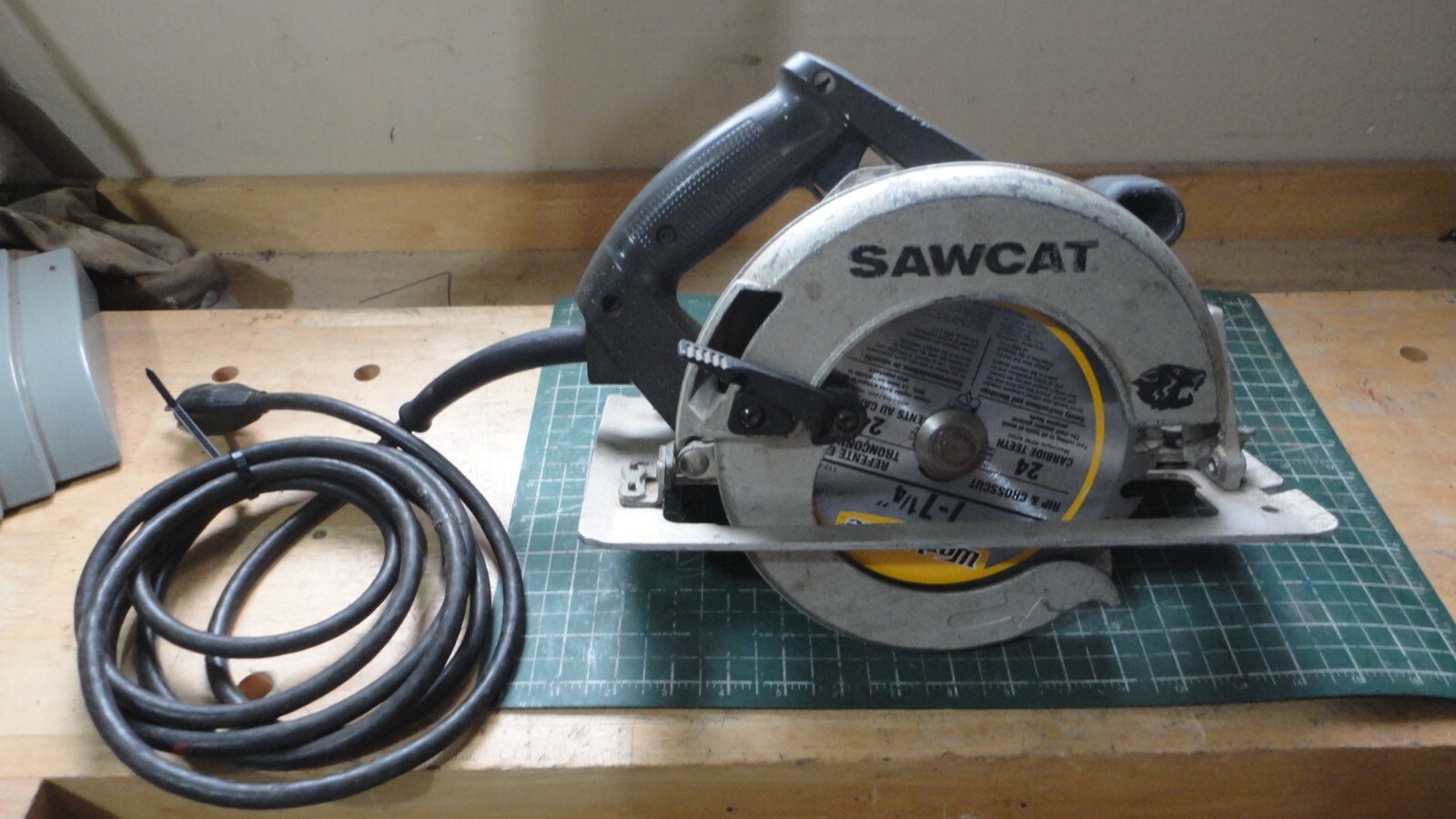 Black & Decker Industrial 7 1/4 In Sawcat Circular Saw - Electric Brake ...