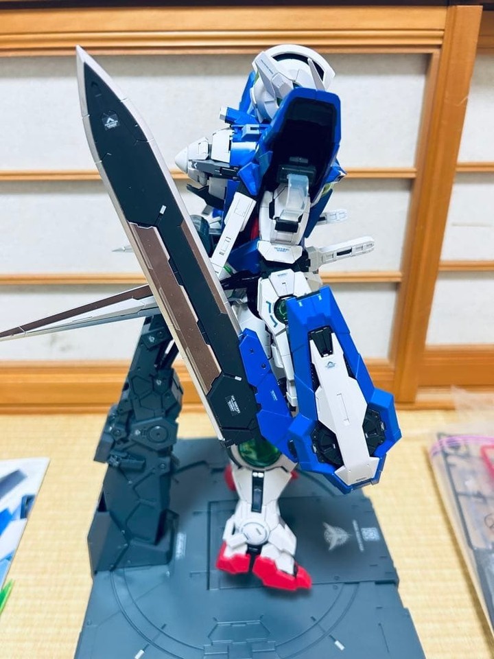 GUNDAM 00 EXIA PG 1:60 Built BANDAI Model Kit | eBay