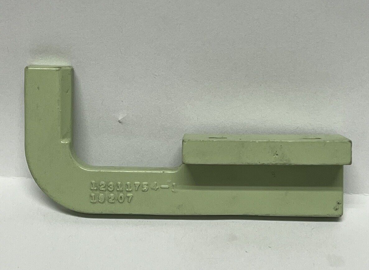 U S ARMY TANK AUTOMOTIVE COMMAND 12311754-1 GREEN MOUNTING BRACKET | eBay