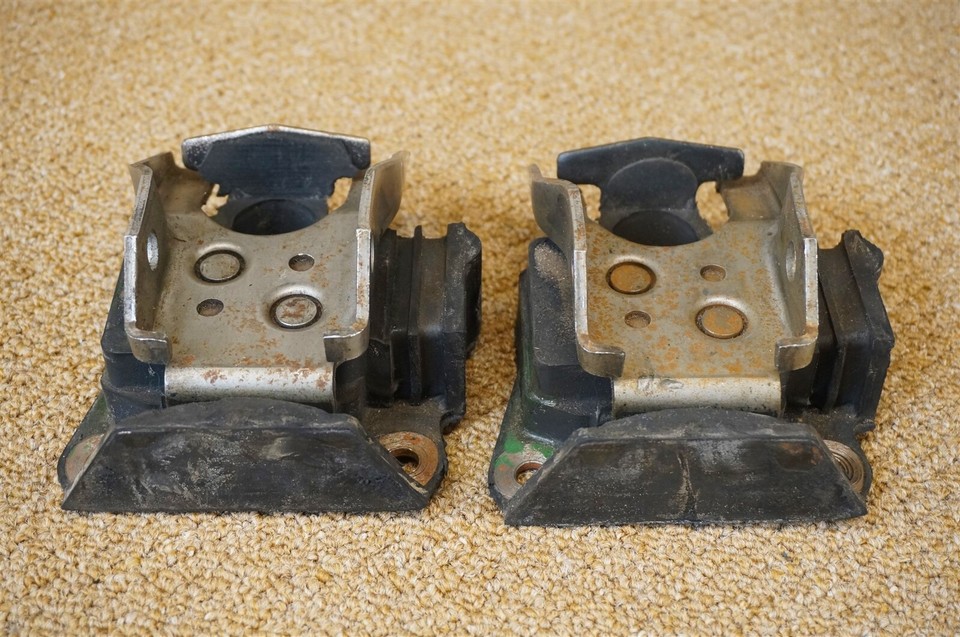 NOS GM 69 70 Chevelle SS 454 LS6 396 L78 LH RH Motor Mounts LS5 L34 ...