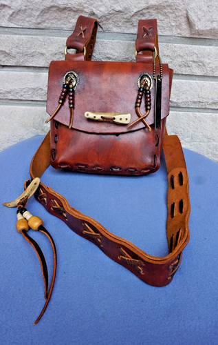Vtg Handmade Leather Muzzleloader Bag W/Antler Closure & Metal/Bead ...