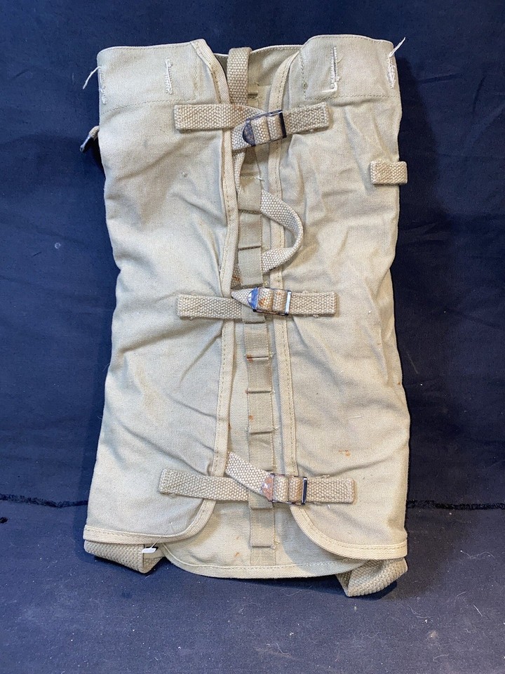 WW2 Original M-1928 U.S,Army dated 1942 Has nice match meat can pouch ...