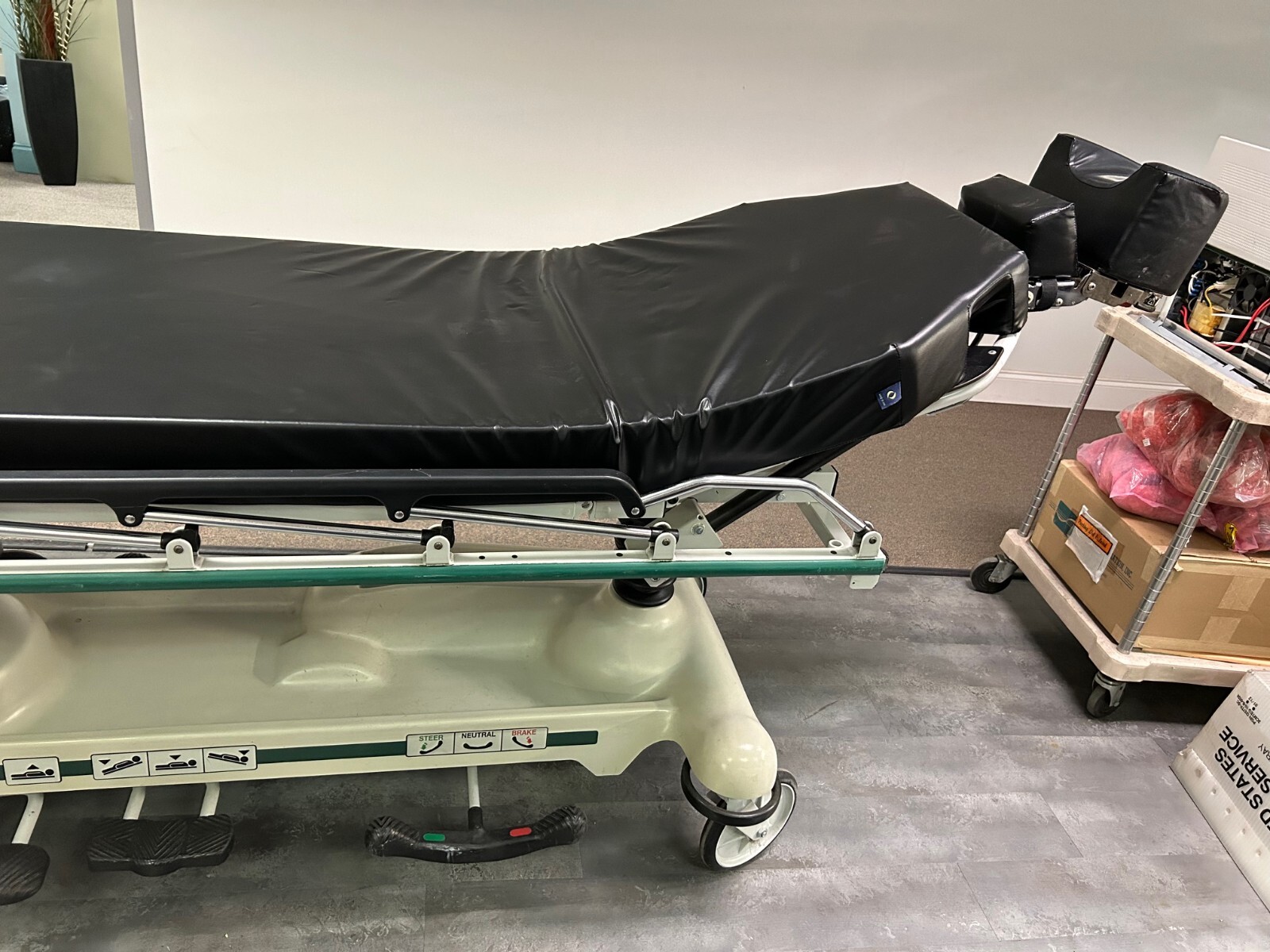Stryker 1069 Eye Surgery Stretcher - 500 lbs Capacity for sale online ...