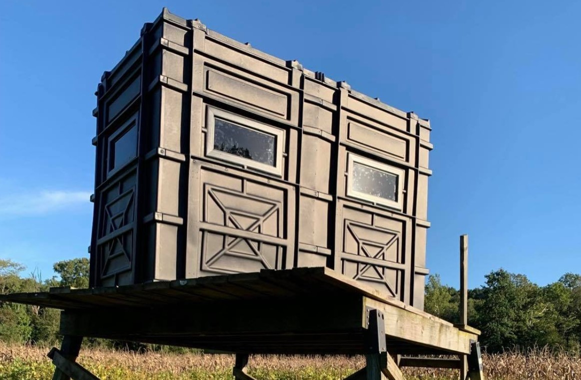 Hughes Hunting Blinds The Clubhouse 4'x8' Box Blind w/ Full Door ...