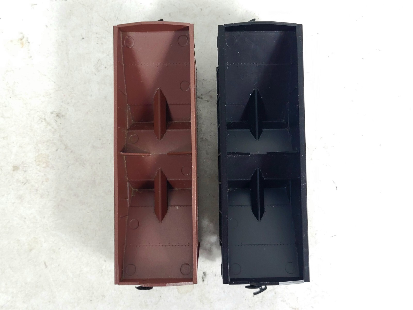 2x Athearn 9502 Virginia & 94537 Milwaukee Road Hopper Cars HO Gauge | eBay