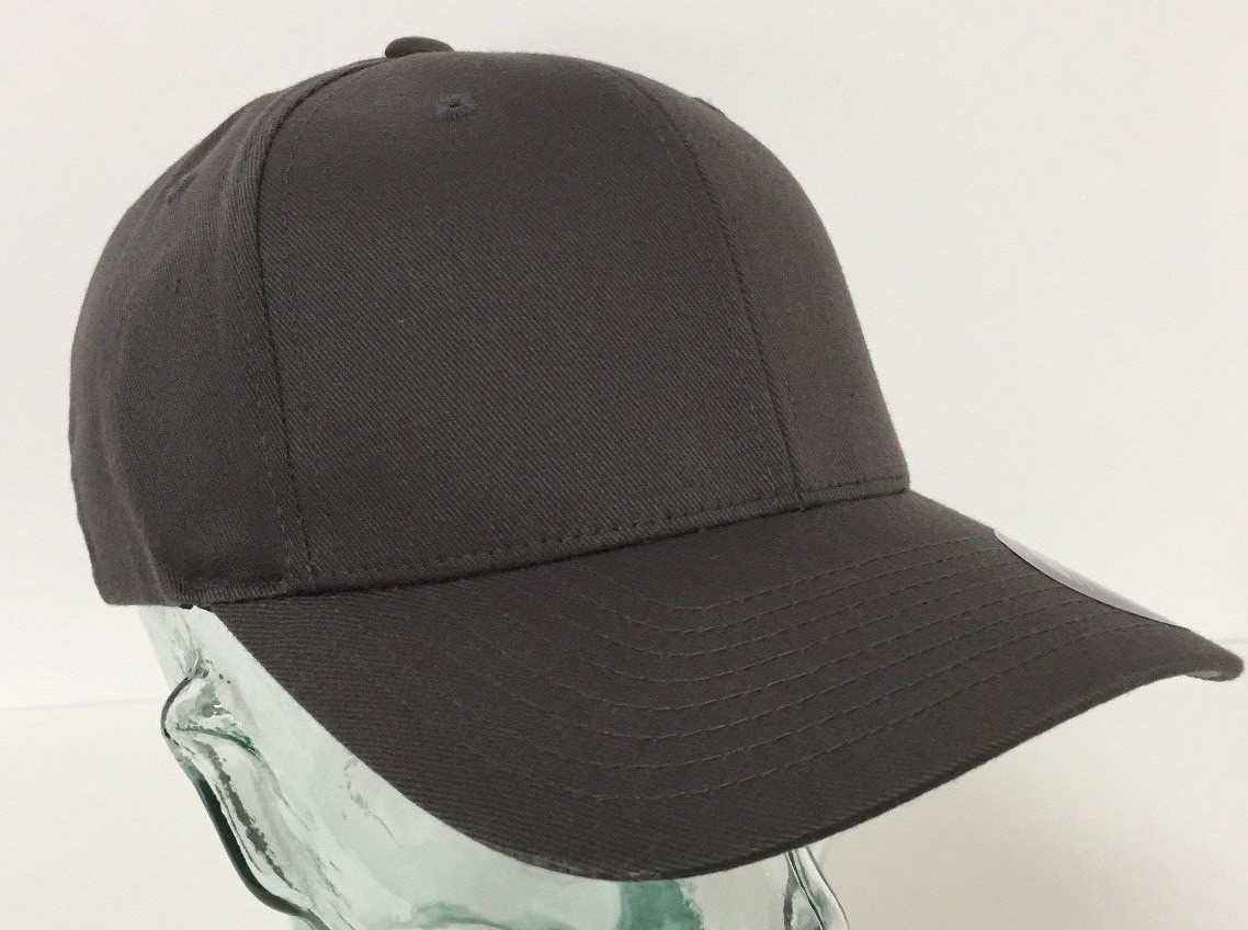 BRAND NEW DARK GREY FLEXFIT PLAIN STRETCHFIT BASEBALL CAP HAT VARIOUS ...