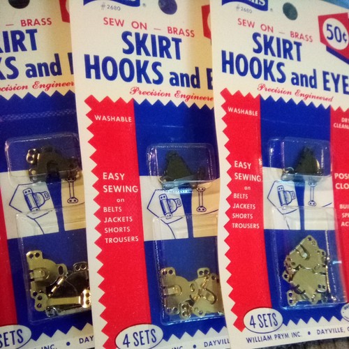 3 Sets Of Prims #2680 See On Brass Skirt Hooks And Eyes 4 Sets In Each ...