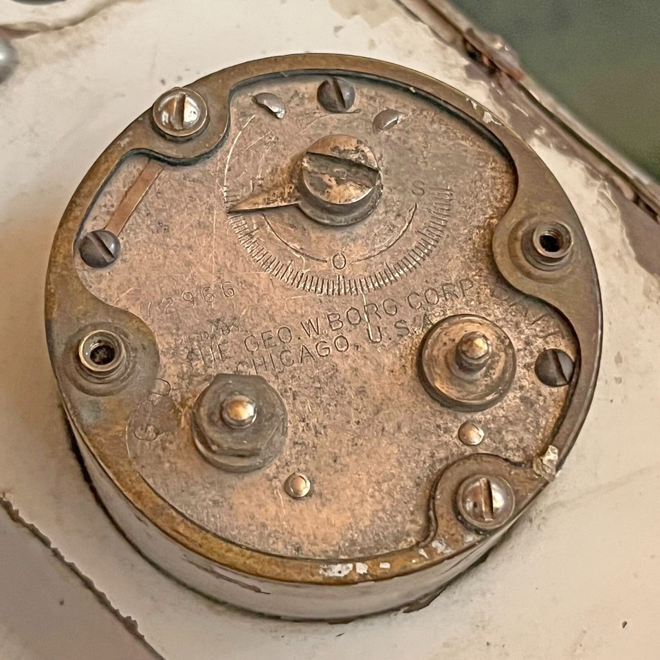 1946-1948 OLDSMOBILE DASHBOARD CLOCK THE GEO W. BORG CORP FACTORY ...