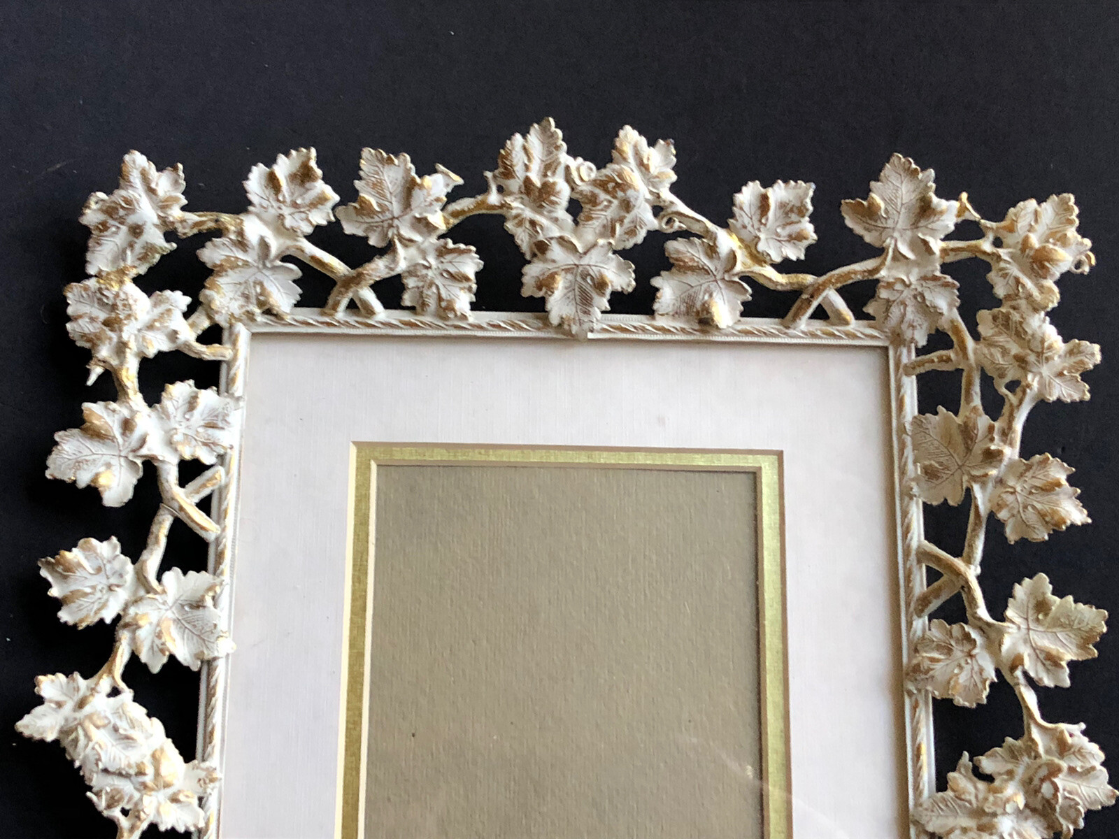 RARE! Vintage Gold White LEAVES METAL Hollywood Regency PICTURE FRAME ...