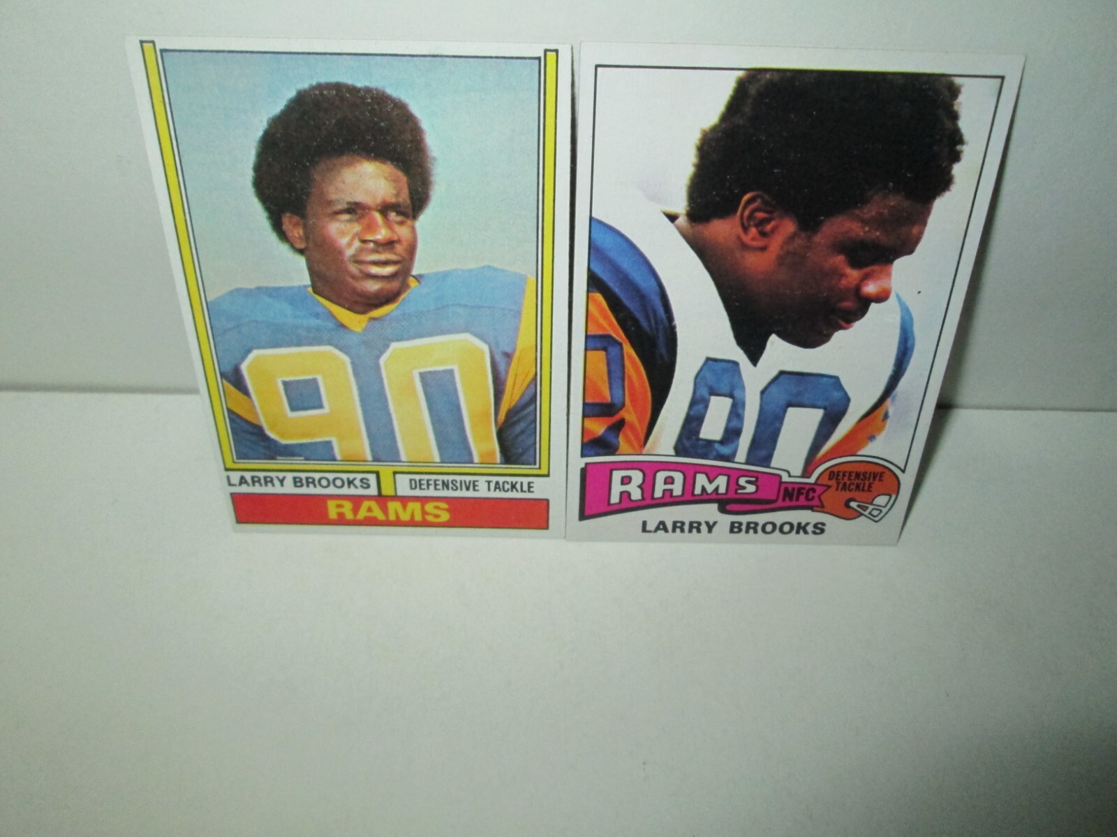 LOT OF 2 LARRY BROOKS 1970s Football Cards Rookie #493 & 231 LOS ...
