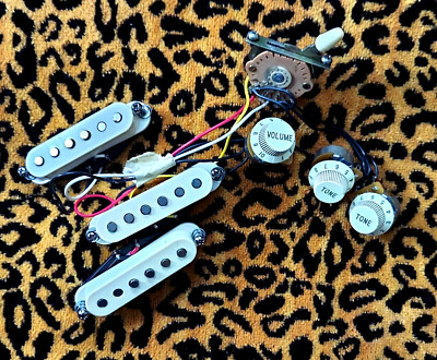 Fender strat USA pickups switch pots knobs white parchment vintage 1994 ...