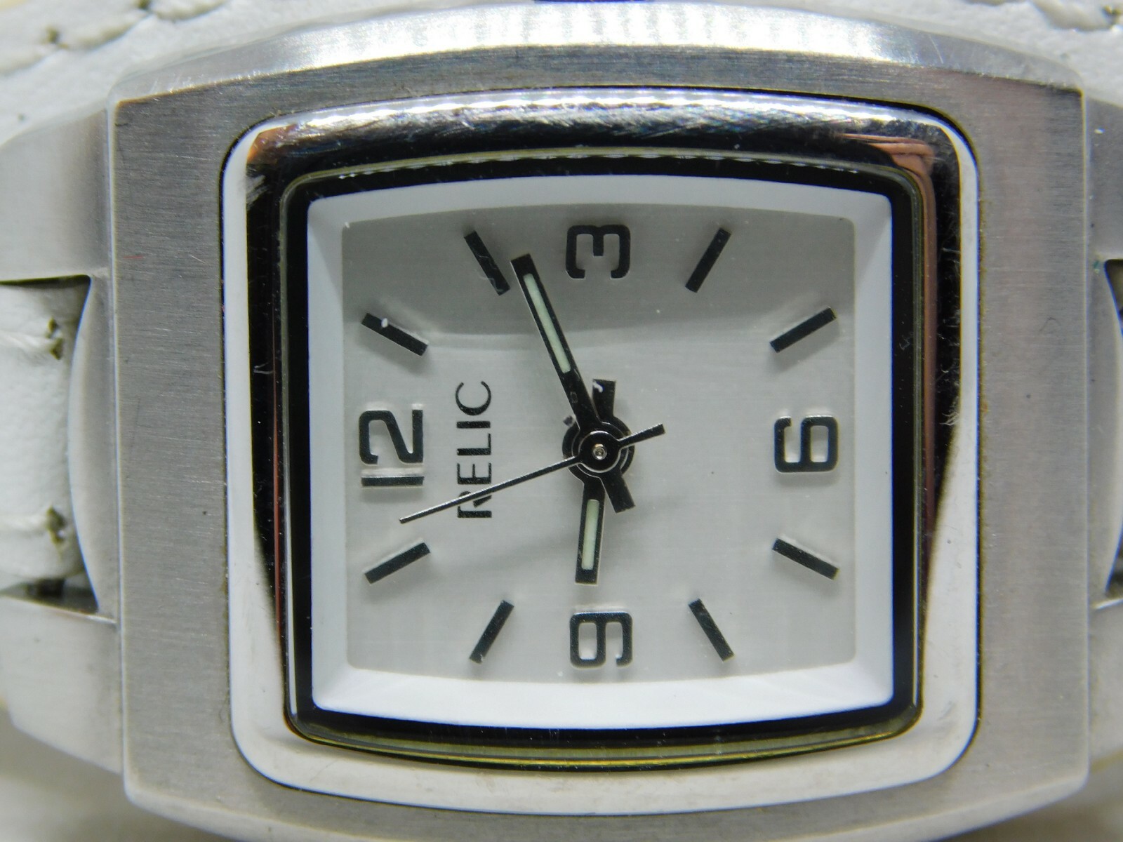 Relic Genuine Leather Silver Tone Case Quartz Analog Ladies Watch | eBay