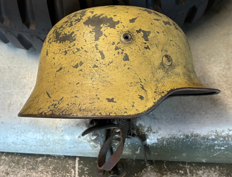 WW2 German M40 Steel Helmet (Stahlhelm) – ET64 – DAK Camo – Single ...