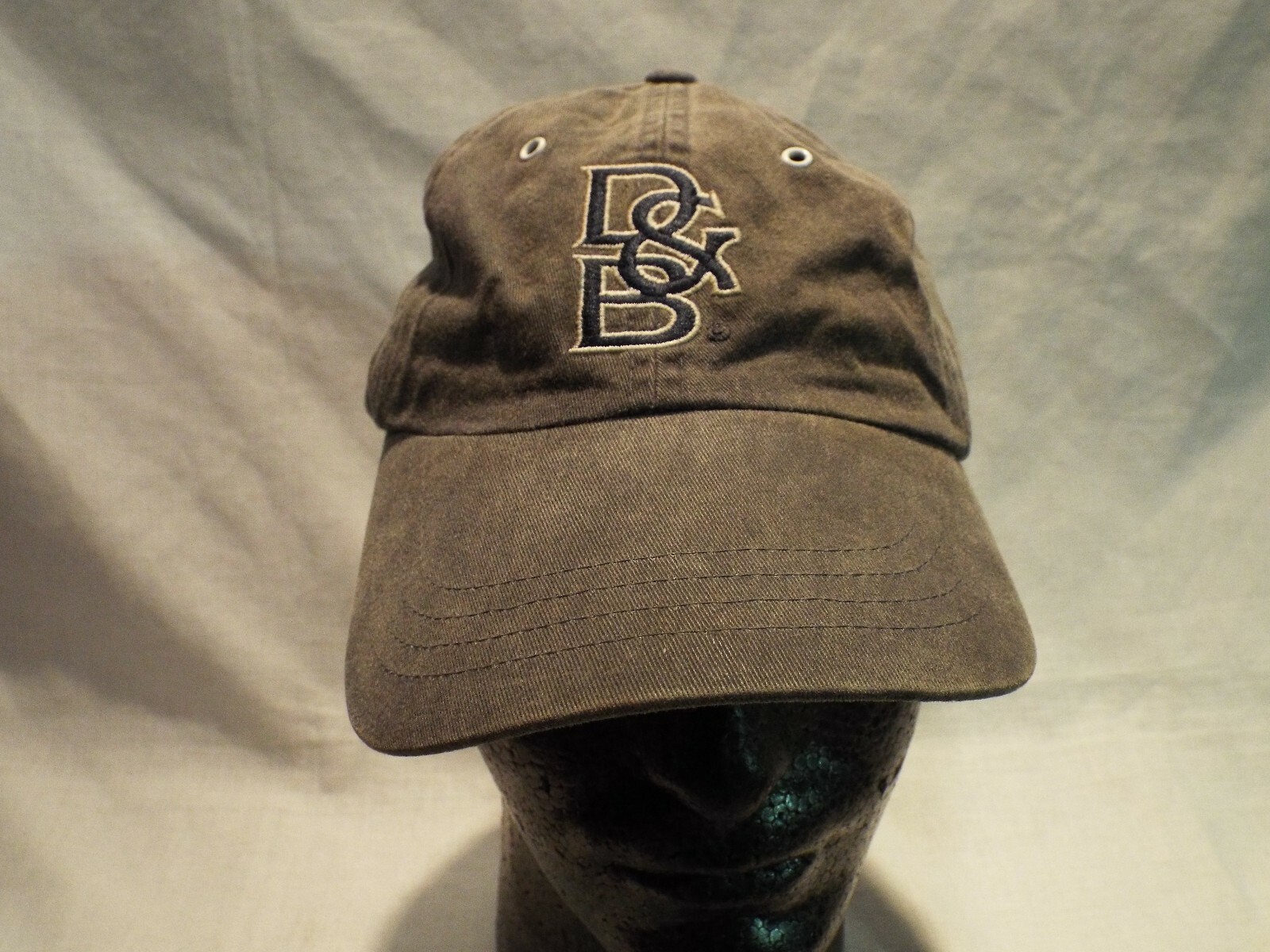 Dave & Busters Pizza Denim ball cap. LOOK! - Gem