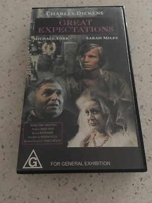 GREAT EXPECTATIONS - MICHAEL YORK, SARAH MILES - VHS VIDEO . CHARLES ...
