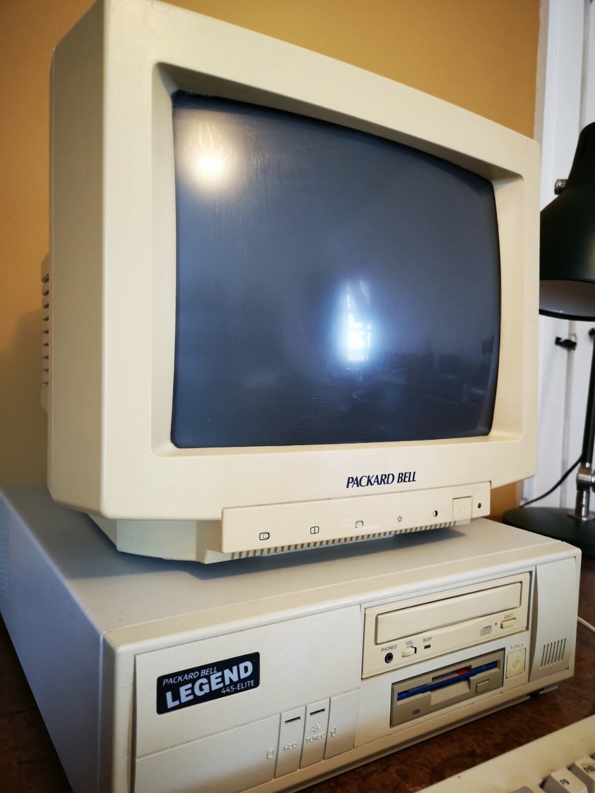 Legendary Original 1980s Packard Bell 386SX Legend Vintage Desktop PC ...