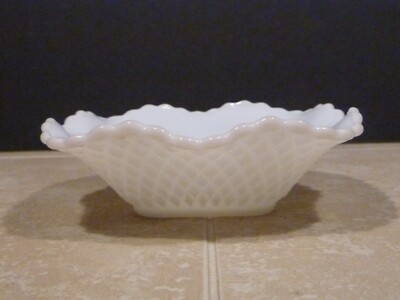 Vintage White Milk Glass Diamond Point Pattern Scalloped Candy or ...