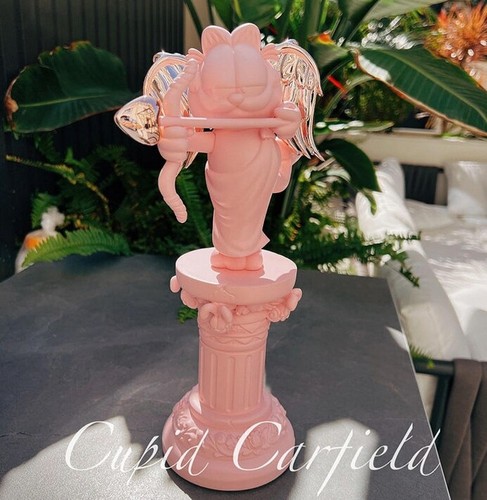 Pink Garfield Cupid Arti Fashion Collectible Figure Limited Valentine's ...