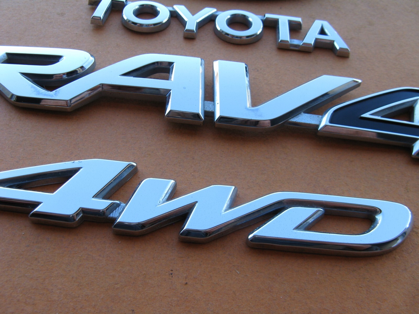 06 07 08 09 10 11 12 TOYOTA RAV4 4WD REAR CHROME EMBLEM LOGO BADGE SIGN ...