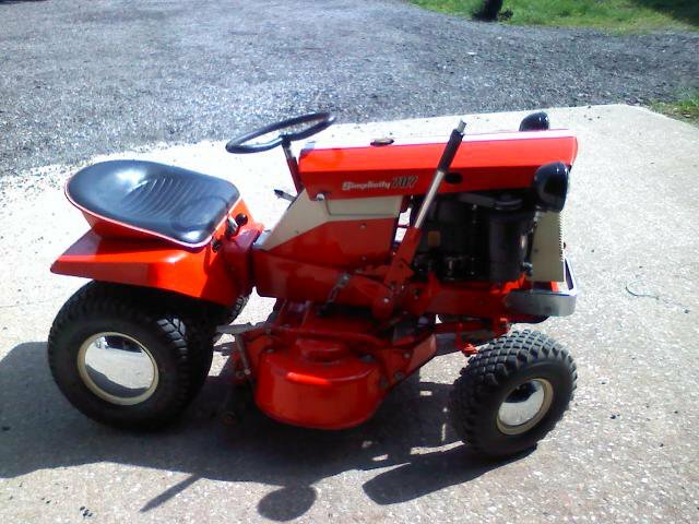 Carburetor For Simplicity Broadmoor 707 717 727 728 738 Tractors | eBay