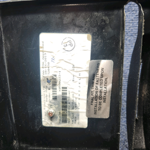 0500233-1 | CESSNA 172K | CENTER CONSOLE COVER | eBay