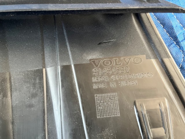 Genuine Volvo Bumper Protection Pad 31454530 for sale online | eBay