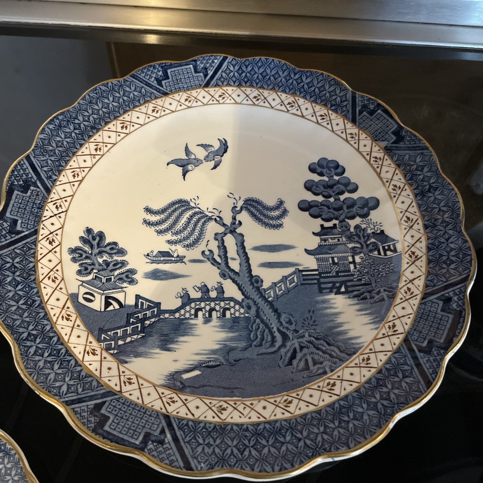 3 Booths Real Old Willow A8025 Gilded Wavy Edge Teacups, sandwich ...