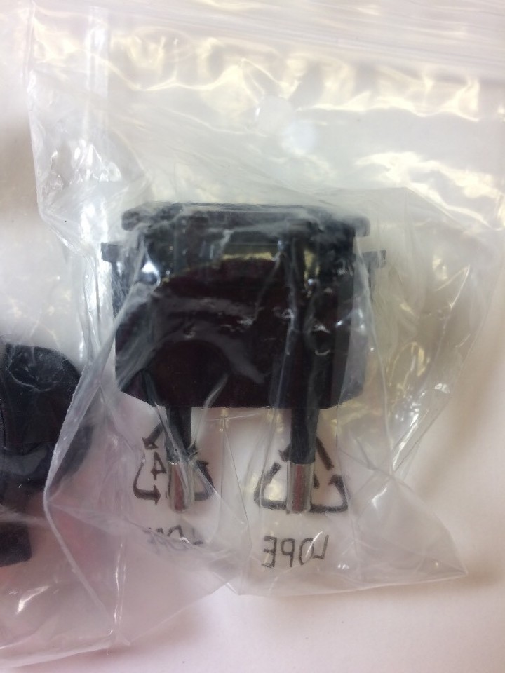 3 Blackberry Travel Adapters ASY-03746-005 AU ASY-03746-001 UK ASY ...