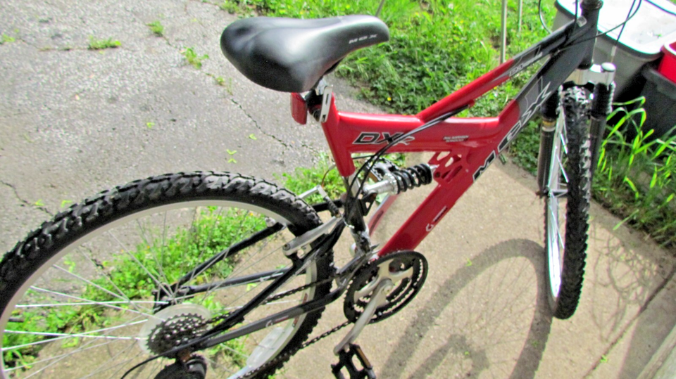 Mongoose MGX 26" Dual Suspension 21 Speed DXR SRAM Racing Grip Shift ...